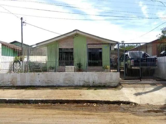 Casa / Sobrado para Venda em Guaíba/RS Jardim Santa Rita 3 Quartos