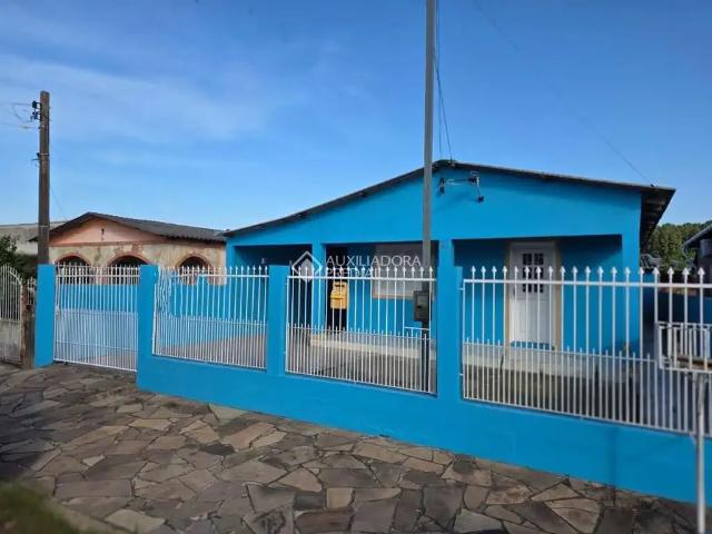 Casa / Sobrado para Venda em Guaíba/RS Jardim Santa Rita 3 Quartos