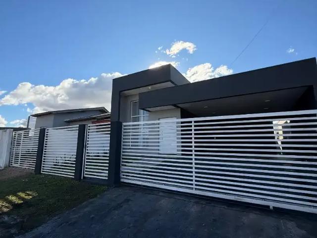 Casa / Sobrado para Venda em Guaíba/RS Parque 35 2 Quartos