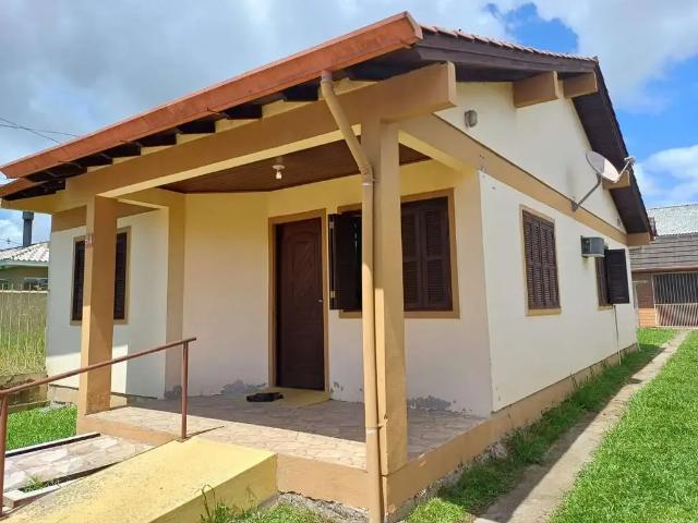 Casa / Sobrado para Venda em Guaíba/RS Parque 35 2 Quartos