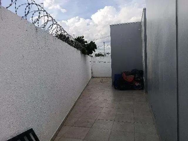 Casa / Sobrado para Venda em Guanambi/BA Liberdade 3 Quartos