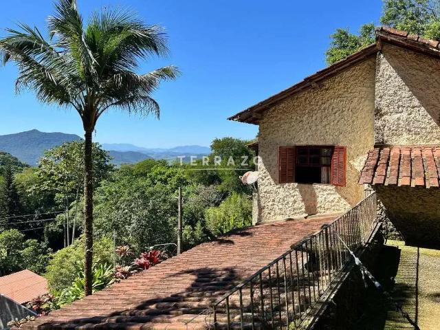 Casa / Sobrado para Venda em Guapimirim/RJ Barreira 4 Quartos