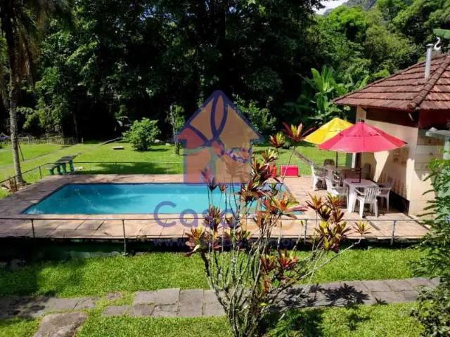 Casa / Sobrado para Venda em Guapimirim/RJ Espinhaço 5 Quartos
