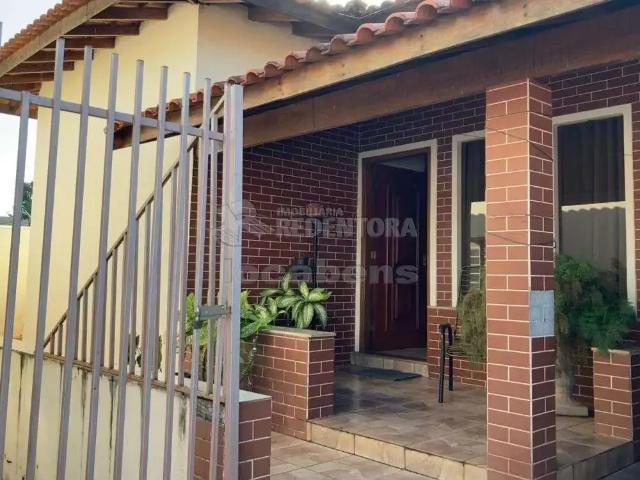 Casa / Sobrado para Venda em Guapiaçu/SP Jardim São José 3 Quartos