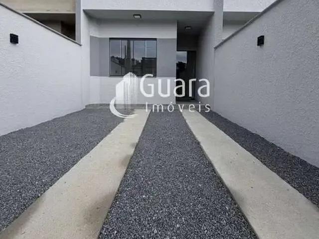 Casa / Sobrado para Venda em Guaramirim/SC Caixa D'Água 2 Quartos