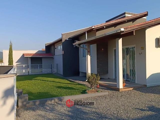 Casa / Sobrado para Venda em Guaramirim/SC Avaí 3 Quartos