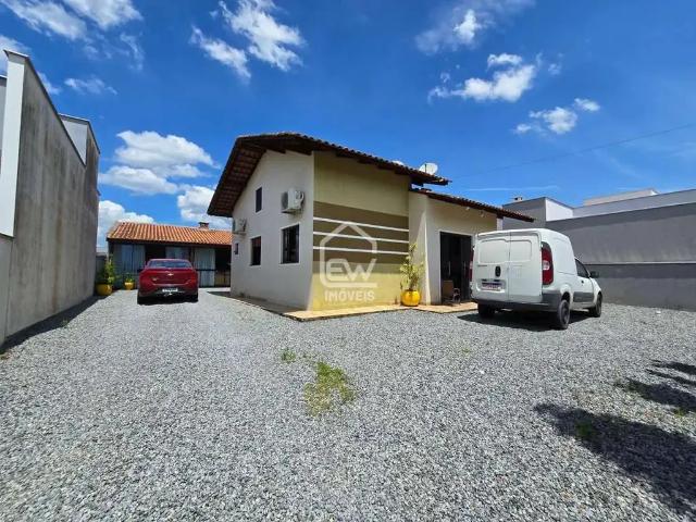 Casa / Sobrado para Venda em Guaramirim/SC Bananal do Sul 3 Quartos