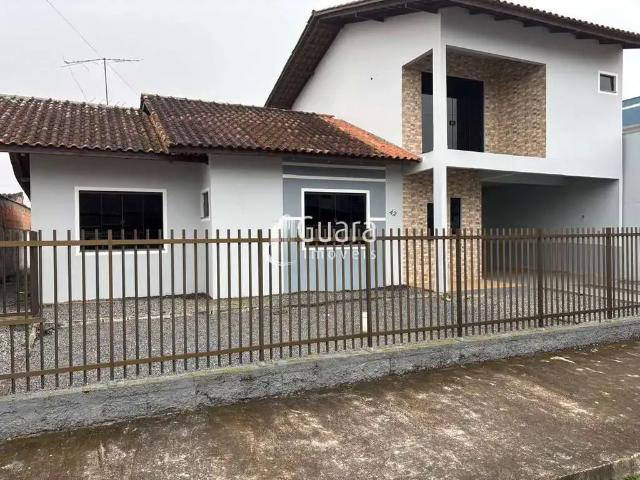 Casa / Sobrado para Venda em Guaramirim/SC Bananal do Sul 4 Quartos