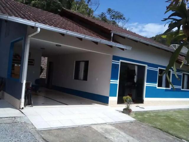 Casa / Sobrado para Venda em Guaramirim/SC Ilha da Figueira 3 Quartos