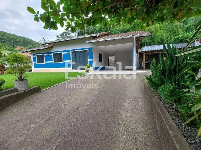 Casa / Sobrado para Venda em Guaramirim/SC Ilha da Figueira 3 Quartos