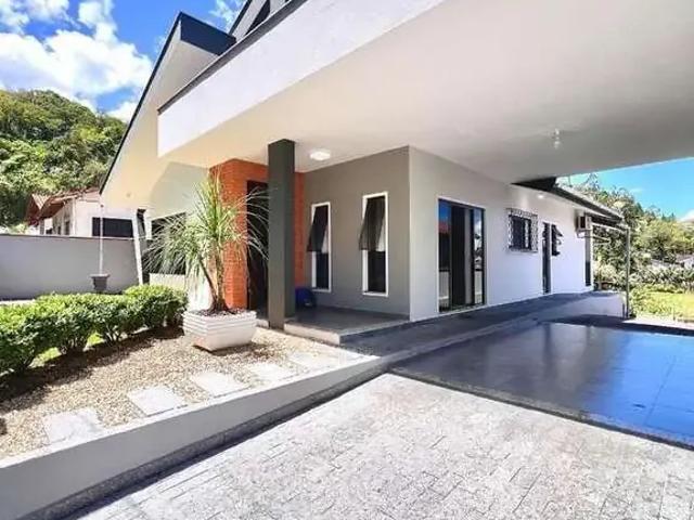 Casa / Sobrado para Venda em Guaramirim/SC Nova Esperança 3 Quartos