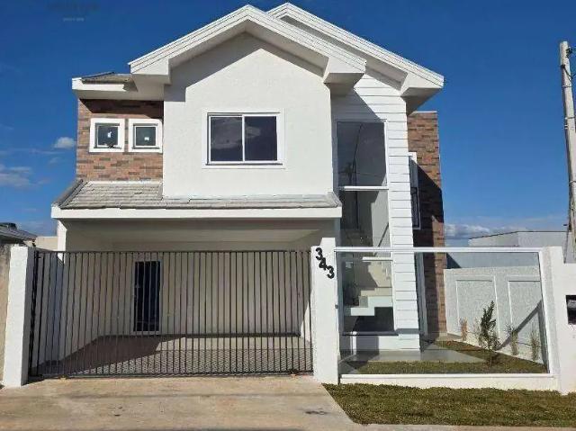 Casa / Sobrado para Venda em Guarapuava/PR Cadeia Nova 4 Quartos