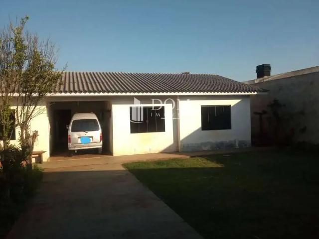 Casa / Sobrado para Venda em Guarapuava/PR Centro 3 Quartos