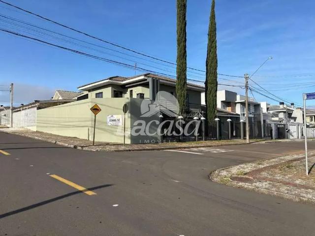 Casa / Sobrado para Venda em Guarapuava/PR Alto da XV 4 Quartos