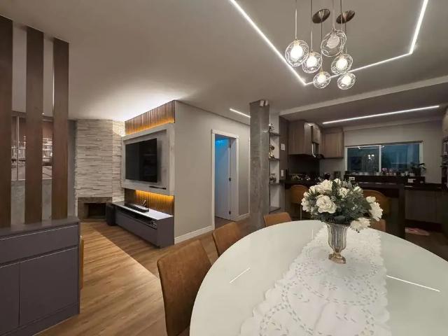 Casa / Sobrado para Venda em Guarapuava/PR Alto da XV 3 Quartos