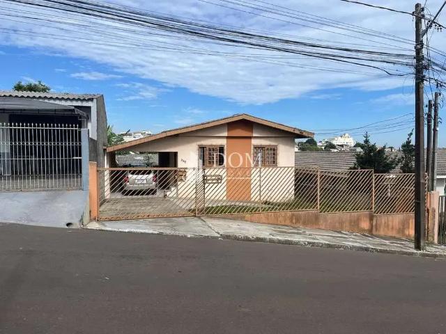 Casa / Sobrado para Venda em Guarapuava/PR Bonsucesso 4 Quartos
