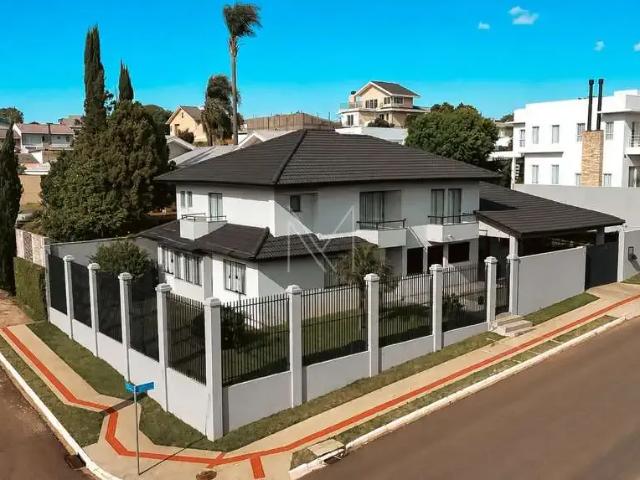 Casa / Sobrado para Venda em Guarapuava/PR Bonsucesso 5 Quartos