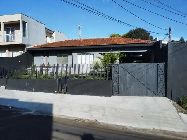 Casa / Sobrado para Venda em Guarapuava/PR Bonsucesso 3 Quartos