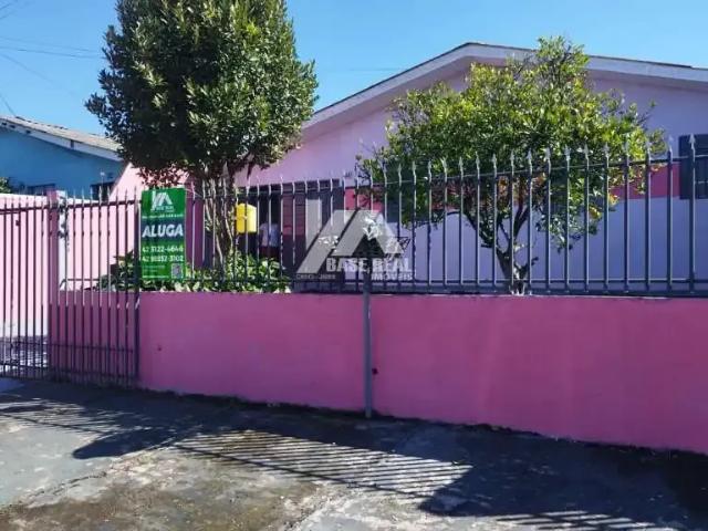 Casa / Sobrado para Venda em Guarapuava/PR Industrial 4 Quartos
