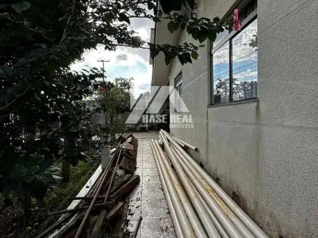 Casa / Sobrado para Venda em Guarapuava/PR Santa Cruz 4 Quartos