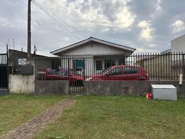 Casa / Sobrado para Venda em Guarapuava/PR Santa Cruz 2 Quartos
