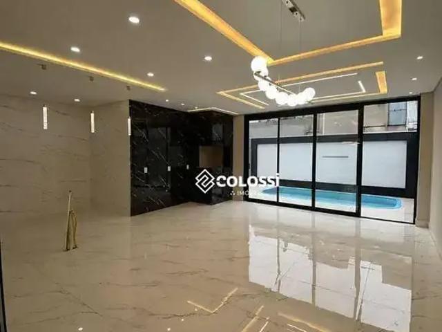 Casa / Sobrado para Venda em Guarapuava/PR Santana 4 Quartos