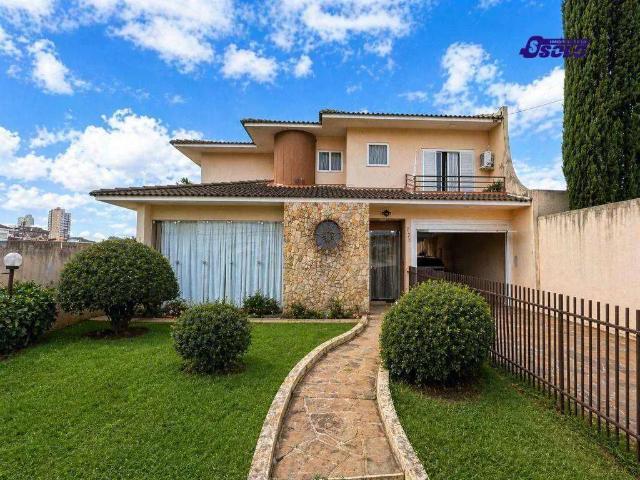 Casa / Sobrado para Venda em Guarapuava/PR Trianon 5 Quartos