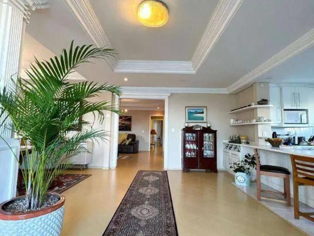 Casa / Sobrado para Venda em Guarapuava/PR Trianon 3 Quartos