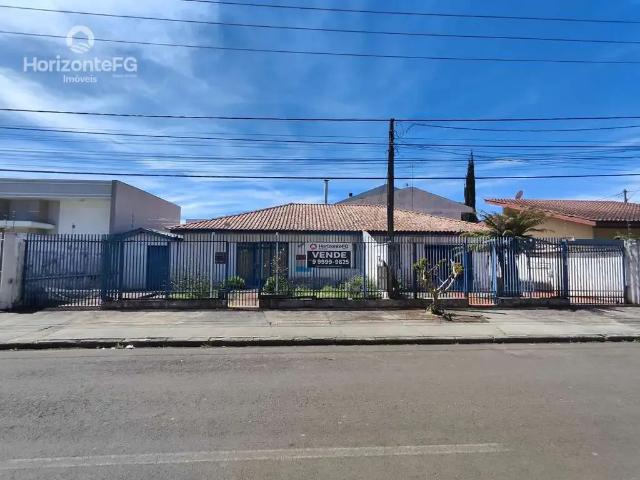 Casa / Sobrado para Venda em Guarapuava/PR Trianon 3 Quartos