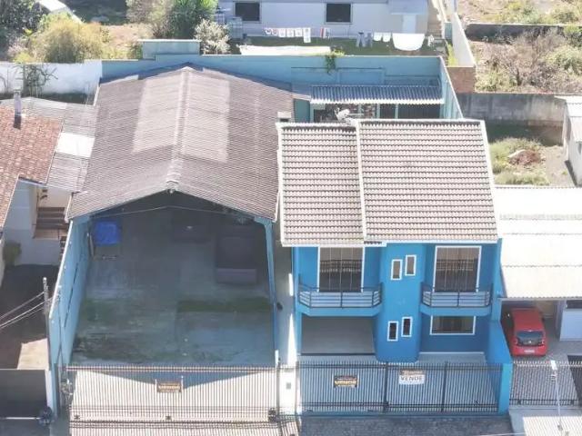 Casa / Sobrado para Venda em Guarapuava/PR Vila Carli 3 Quartos
