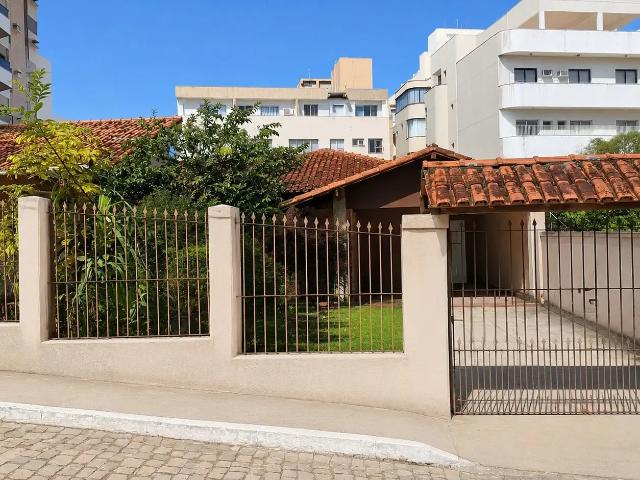 Casa / Sobrado para Venda em Guarapari/ES Centro