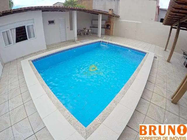 Casa / Sobrado para Venda em Guarapari/ES Itapebussu 3 Quartos