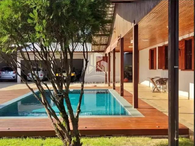 Casa / Sobrado para Venda em Guarapari/ES Itapebussu 4 Quartos