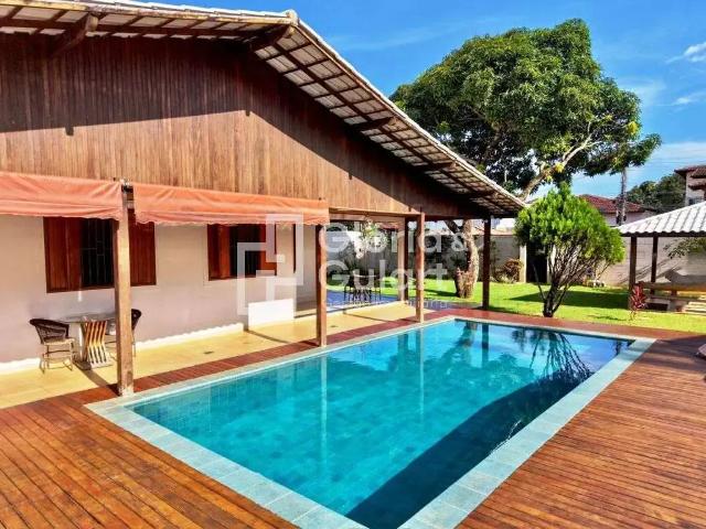 Casa / Sobrado para Venda em Guarapari/ES Itapebussu 4 Quartos