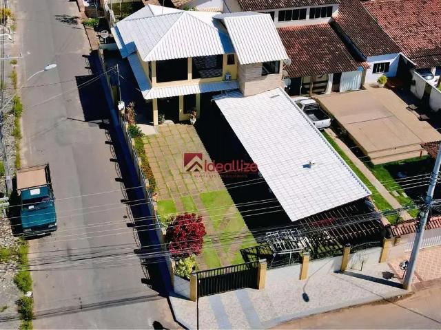 Casa / Sobrado para Venda em Guarapari/ES Itapebussu 4 Quartos