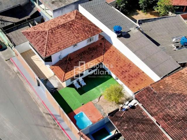 Casa / Sobrado para Venda em Guarapari/ES Kubitschek 4 Quartos