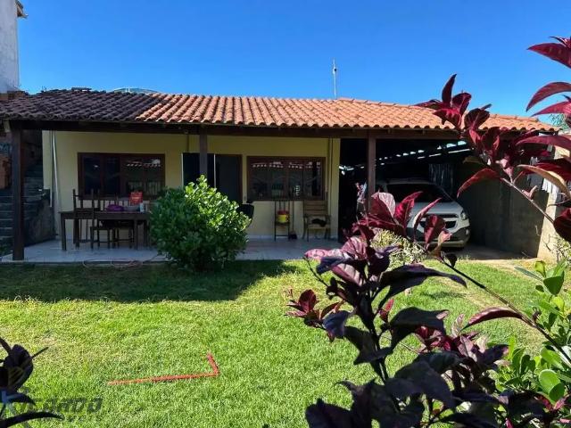 Casa / Sobrado para Venda em Guarapari/ES Meaípe 3 Quartos
