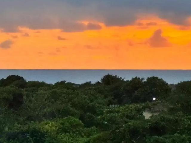Casa / Sobrado para Venda em Guarapari/ES Praia de Setiba 4 Quartos