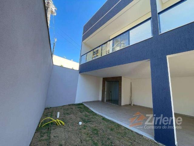 Casa / Sobrado para Venda em Guarapari/ES Santa Mônica 3 Quartos