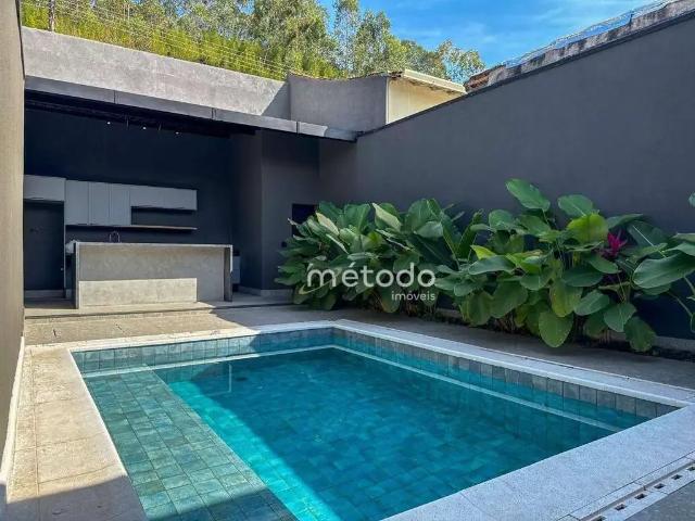 Casa / Sobrado para Venda em Guararema/SP Centro 3 Quartos