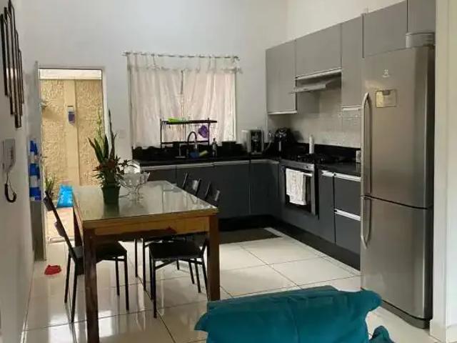 Casa / Sobrado para Venda em Guararema/SP Centro 2 Quartos