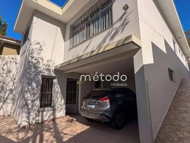 Casa / Sobrado para Venda em Guararema/SP Centro 4 Quartos