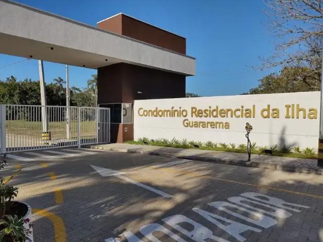 Casa / Sobrado para Venda em Guararema/SP Estância Guararema