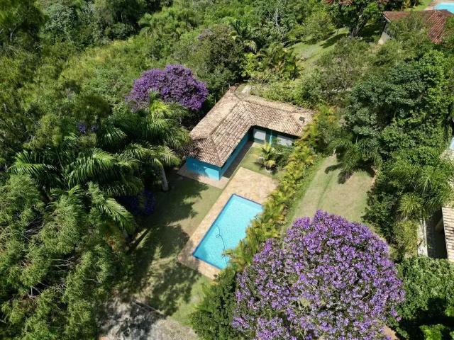 Casa / Sobrado para Venda em Guararema/SP Luiz Carlos 6 Quartos