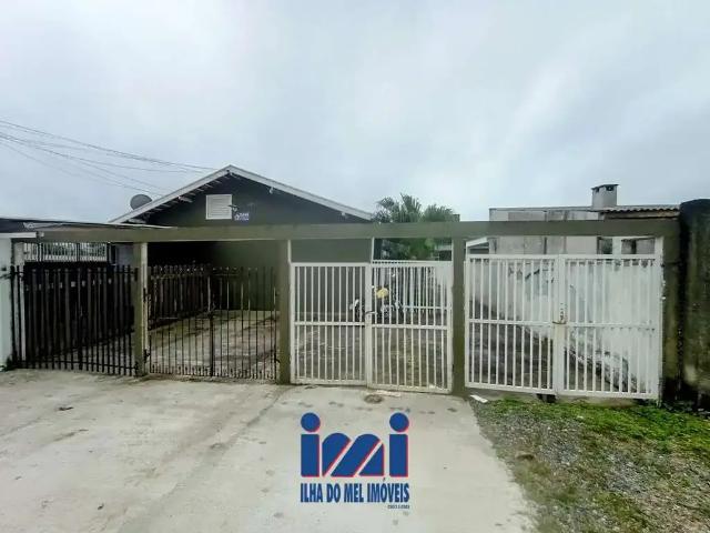 Casa / Sobrado para Venda em Guaratuba/PR Vila Esperança 2 Quartos