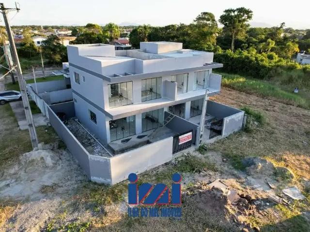 Casa / Sobrado para Venda em Guaratuba/PR Balneário Eliane 3 Quartos