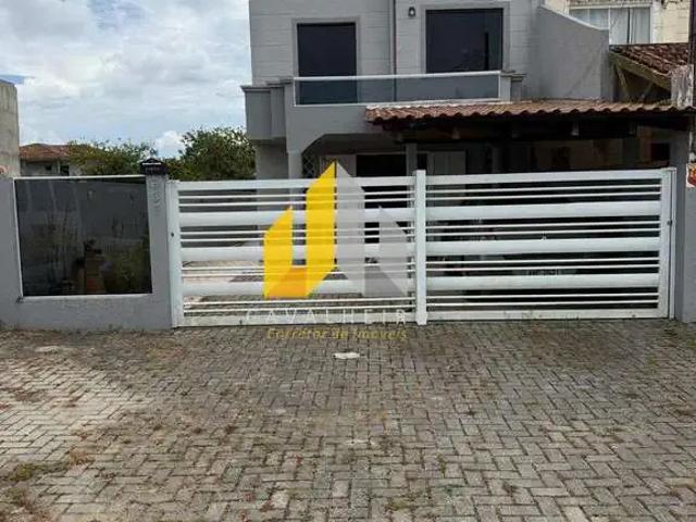 Casa / Sobrado para Venda em Guaratuba/PR Balneário Eliane 4 Quartos