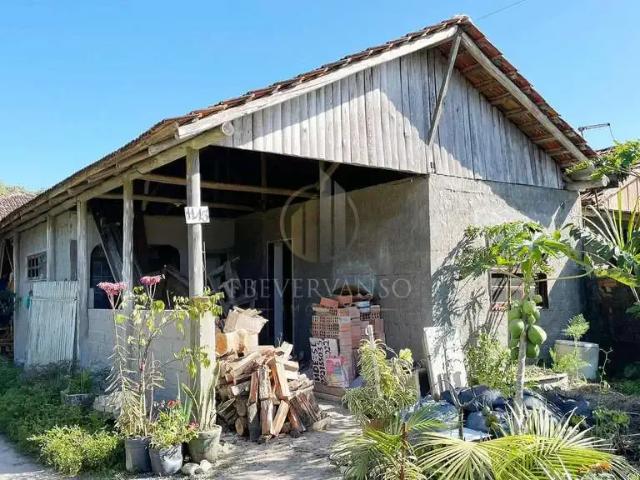 Casa / Sobrado para Venda em Guaratuba/PR Balneário Nereidas 2 Quartos