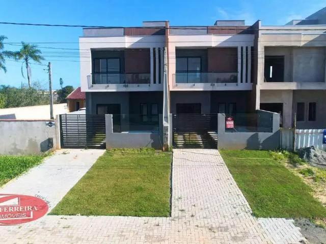 Casa / Sobrado para Venda em Guaratuba/PR Barra do Saí 3 Quartos