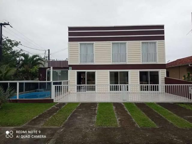 Casa / Sobrado para Venda em Guaratuba/PR Brejatuba 20 Quartos